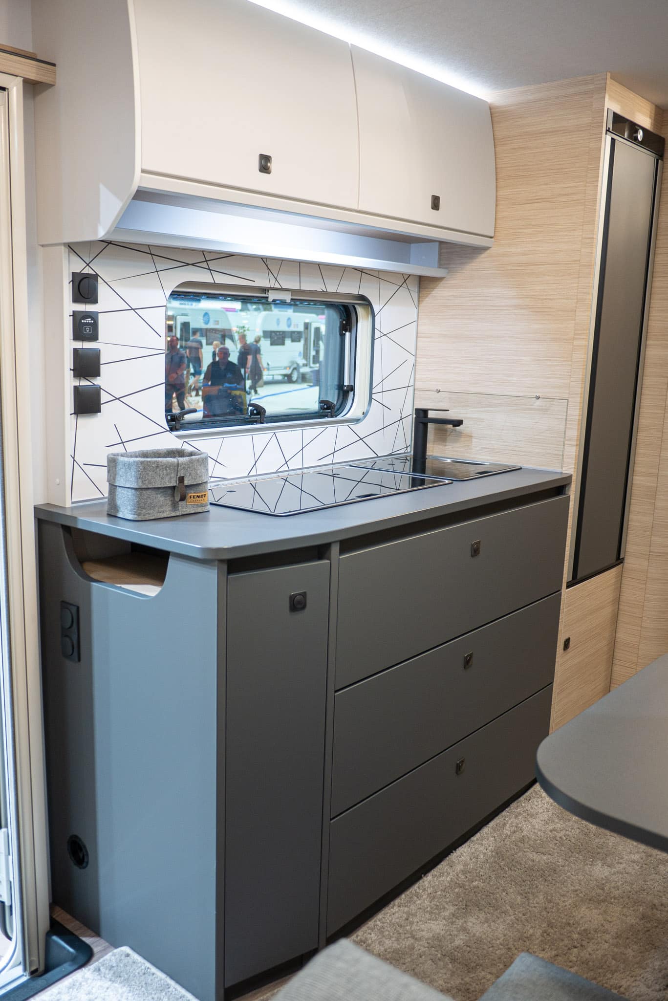 Fendt Apero 560 SKM (2024): family-friendly caravan with bunk beds ...