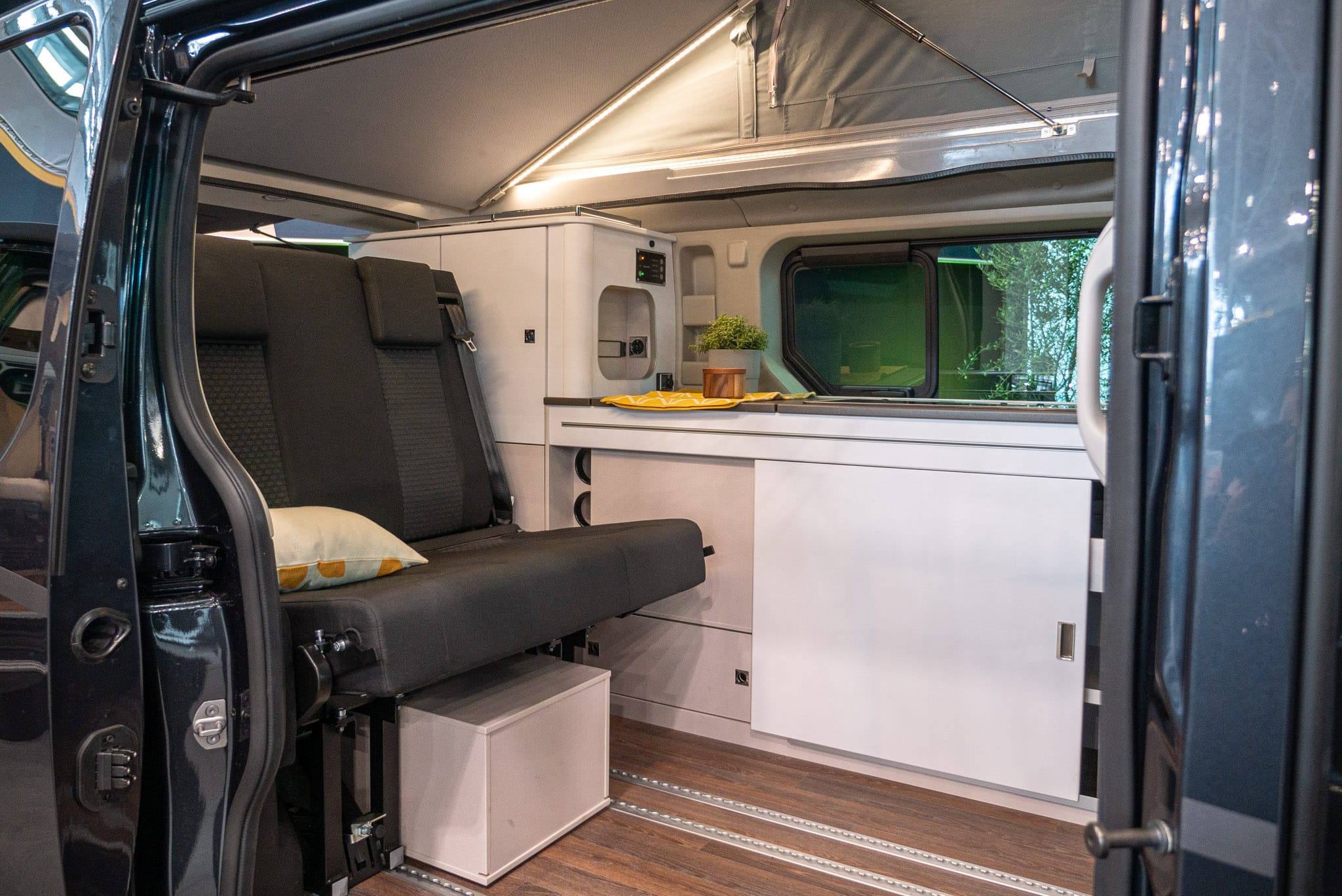 Etrusco Urban Camper UC 5.0 XR (2024): Renault-based mini camper for ...