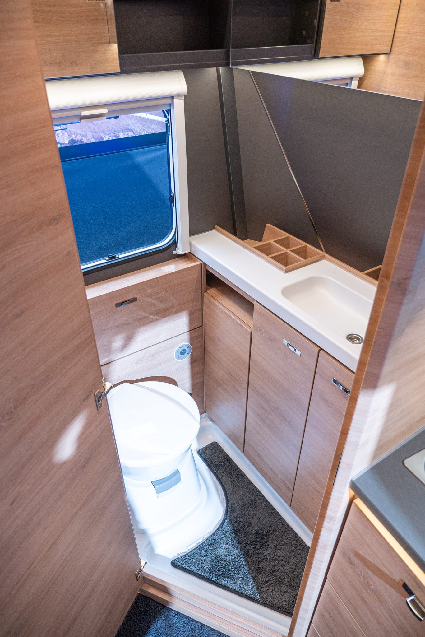 Knaus Yaseo 340 PX (2024): gas-free mini caravan for electric vehicles ...