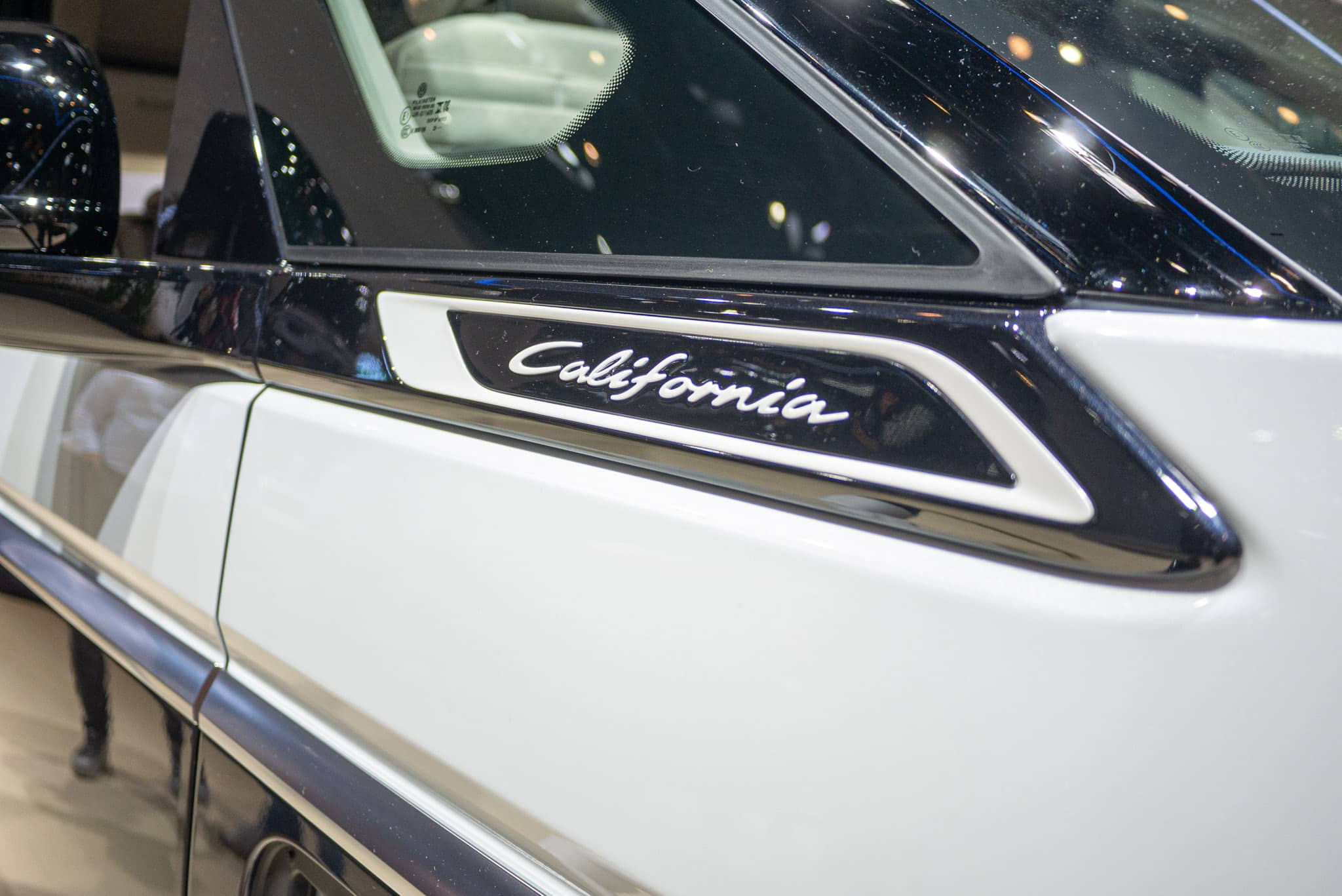 VW Multivan California CONCEPT: World premiere of the concept study at ...