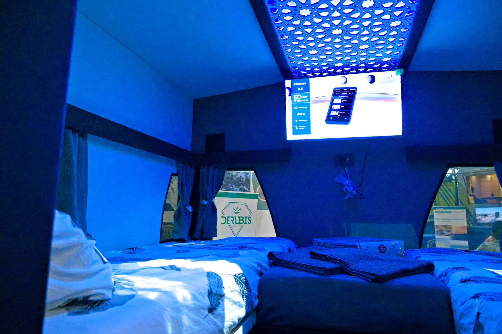 Derubis Series 7 (2025): Luxury caravan with monocoque body and ambient lighting